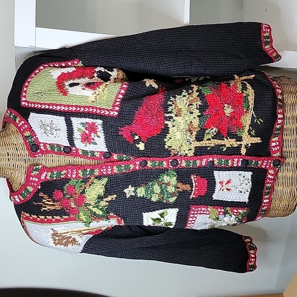 Tiara | Sweaters | Vintage Tiara Christmas Cardinal Poinsettia Button Front Sweater Szm Binc ...